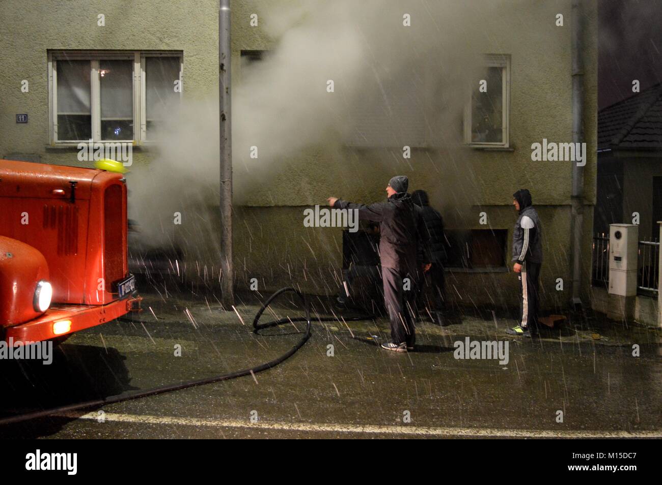 fire in a residential building Stock Photo - Alamy