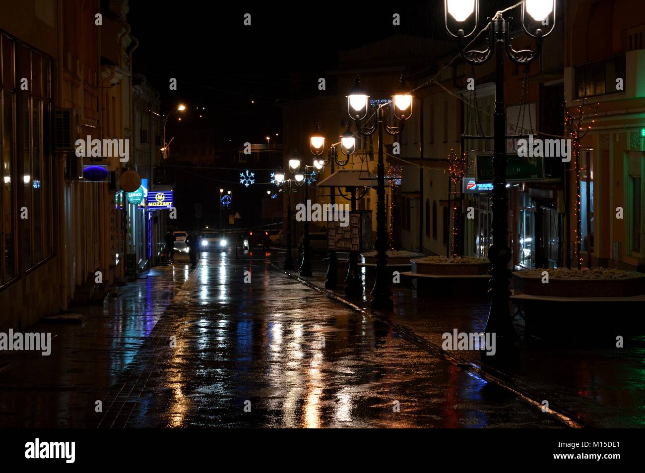 City night window reflection hi-res stock photography and images - Alamy