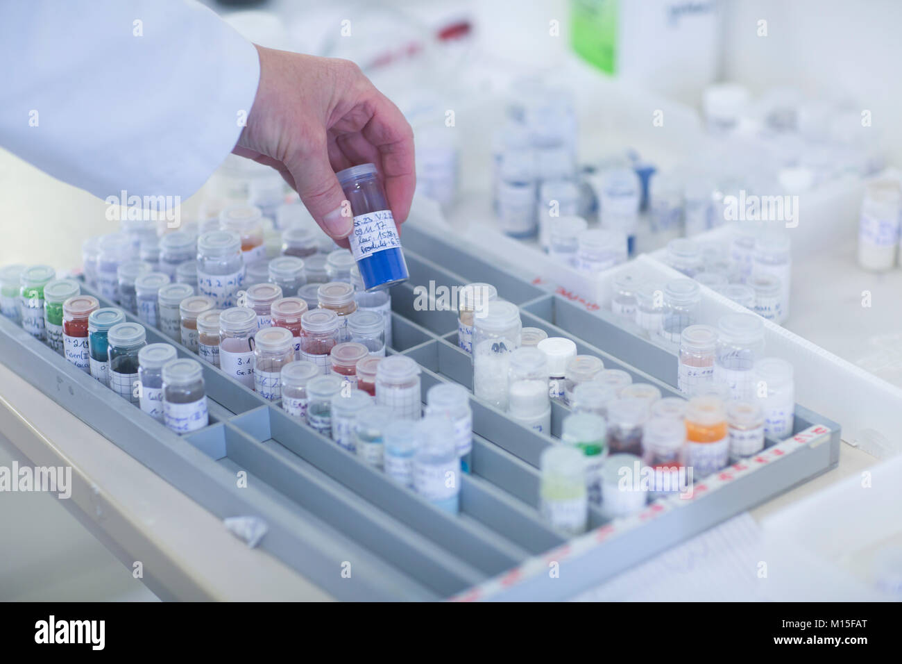 Crimp neck phial hi-res stock photography and images - Alamy