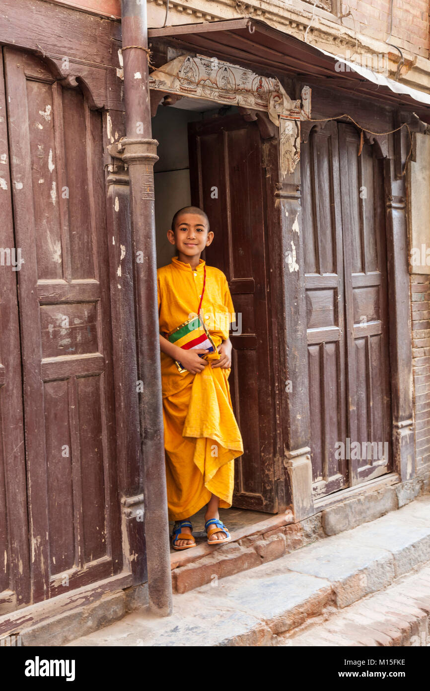 Nepal hindu boy hi-res stock photography and images - Alamy