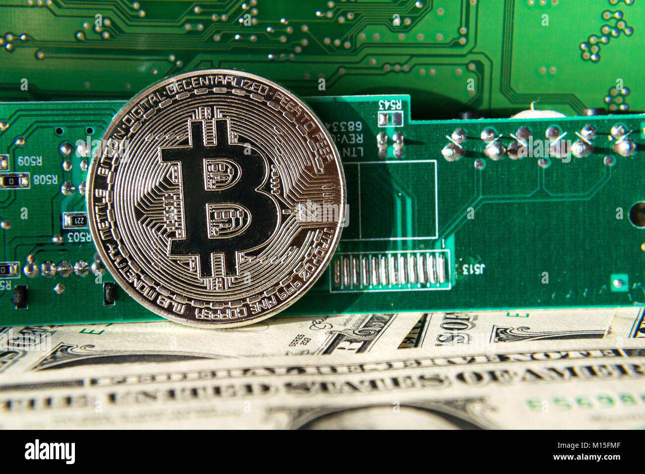 Cryptocurrency mining computer hi-res stock photography and images - Alamy