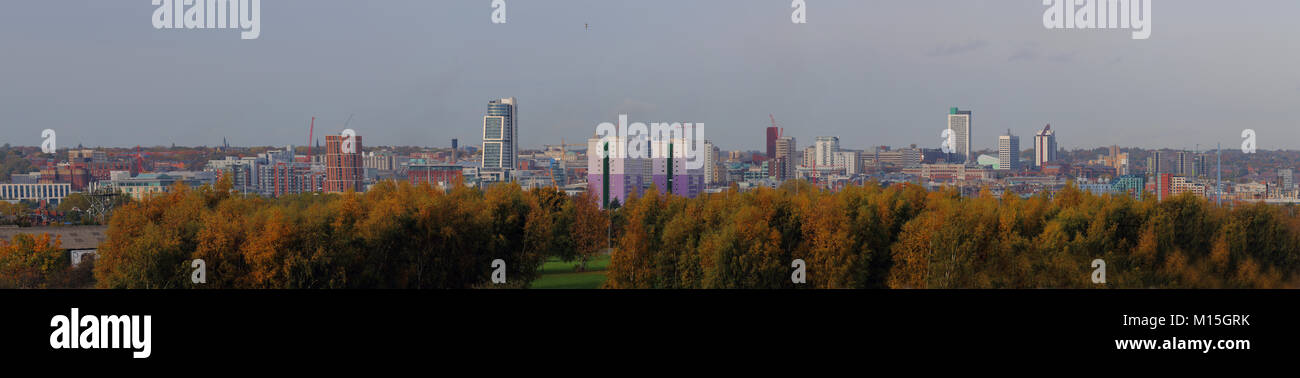 Leeds rising skyline hi-res stock photography and images - Alamy