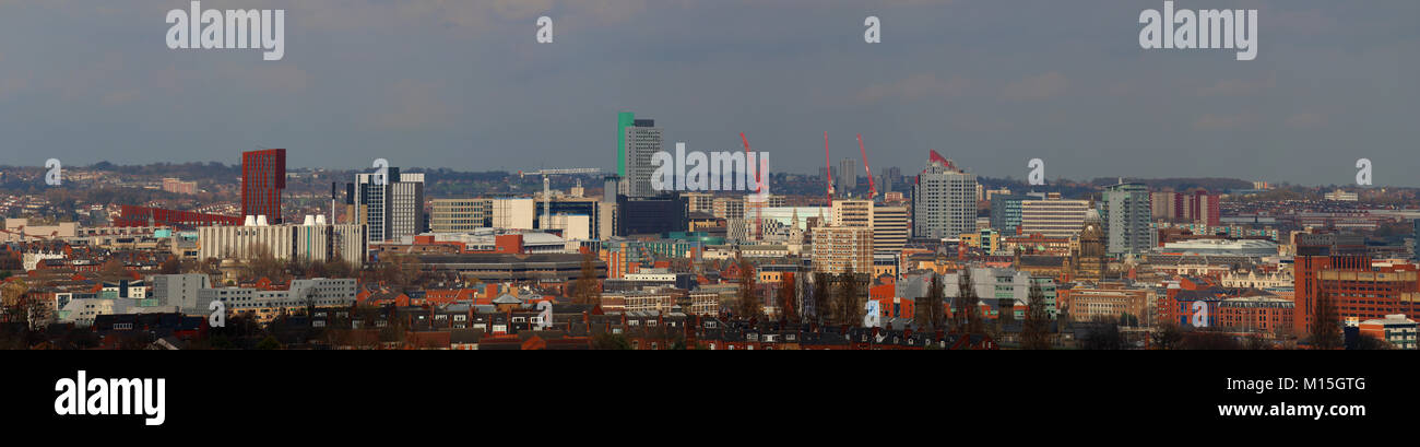 Leeds city skyline hi-res stock photography and images - Alamy