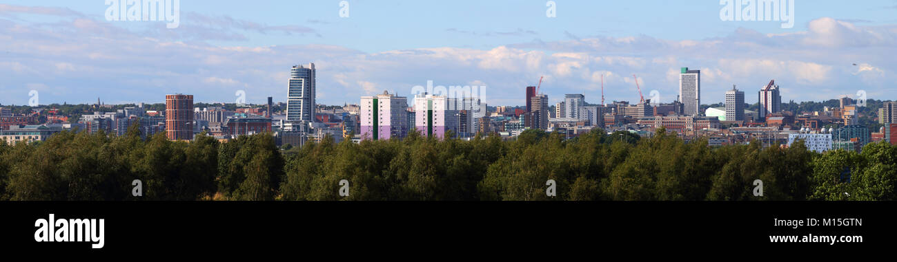 Leeds Skyline Panorama High Resolution Stock Photography and Images - Alamy