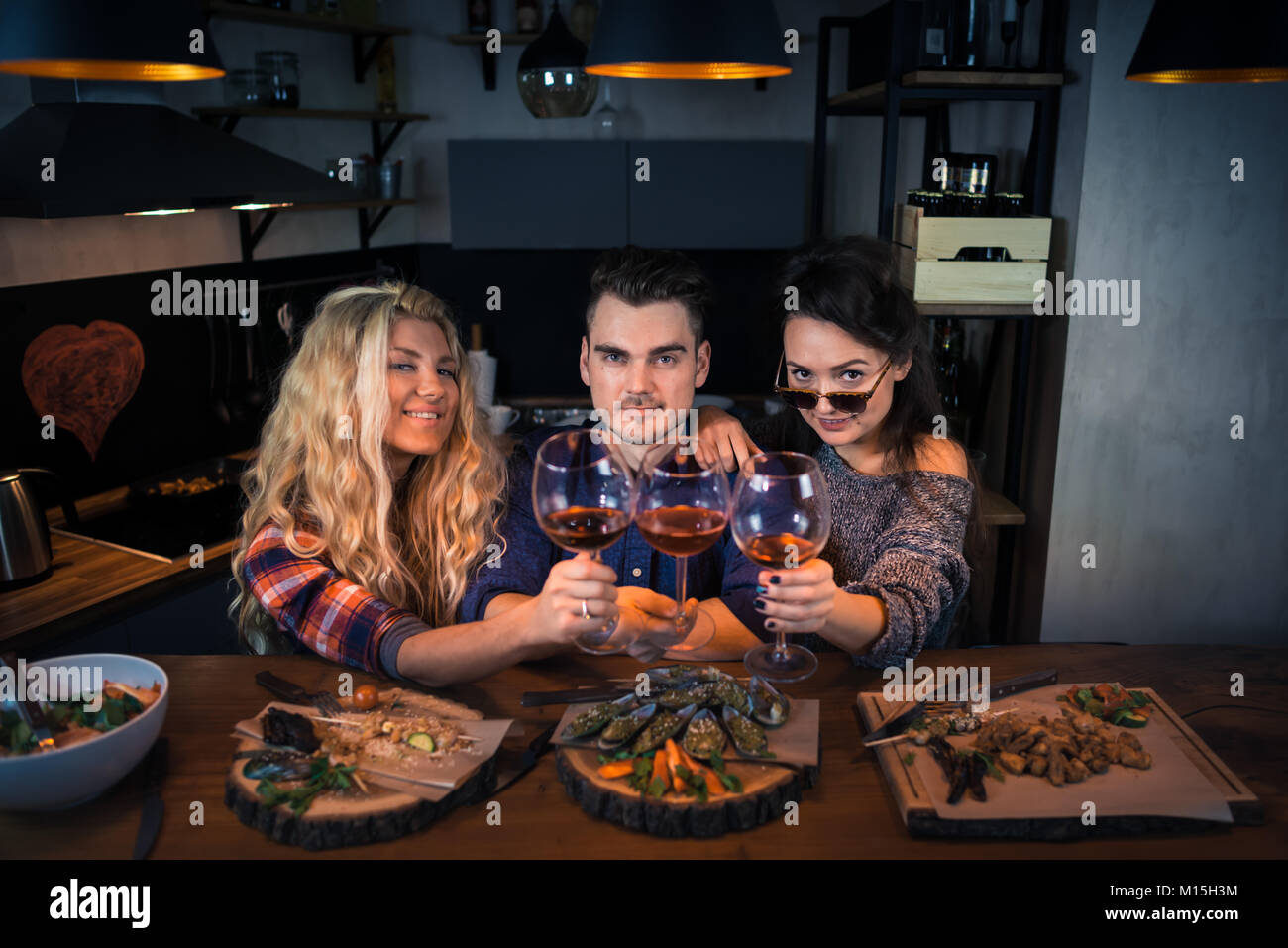 Modern house friends table hi-res stock photography and images - Alamy