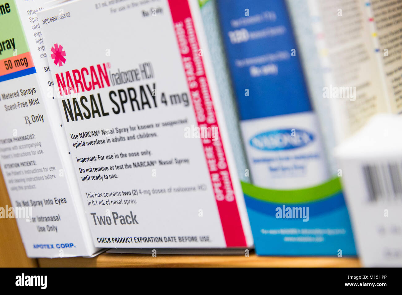 Narcan nasal spray hi-res stock photography and images - Alamy