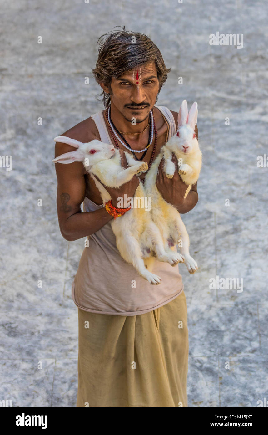 Rajasthan, India - between New Delhi and Pakistan, a desertic region ...