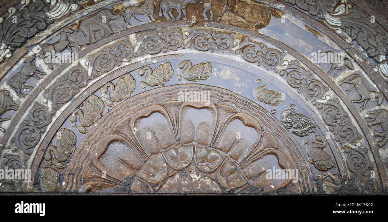 Sandakada pahana hi-res stock photography and images - Alamy
