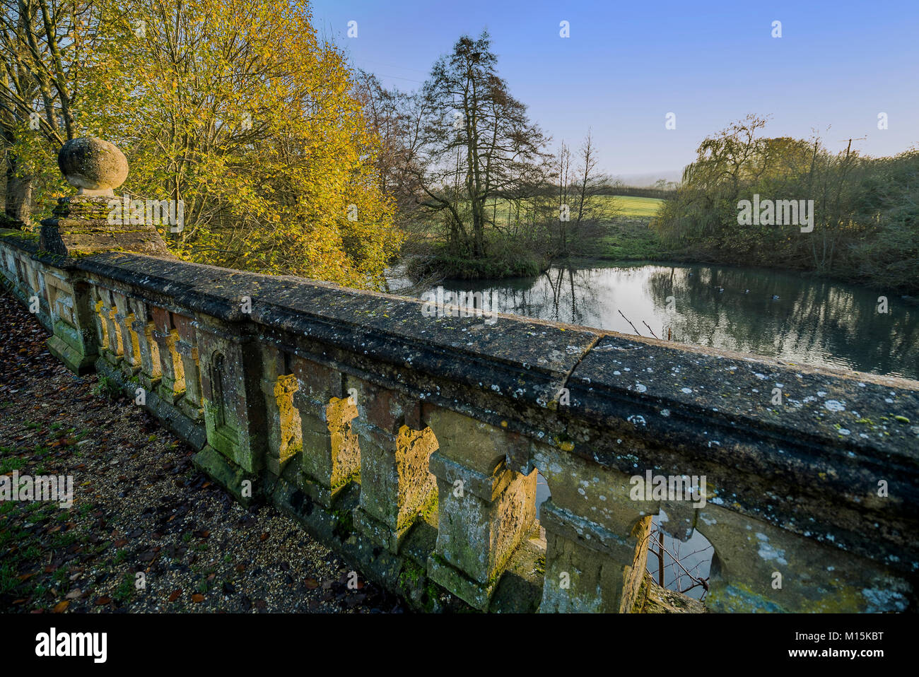 cotswold scenic england uk Stock Photo - Alamy