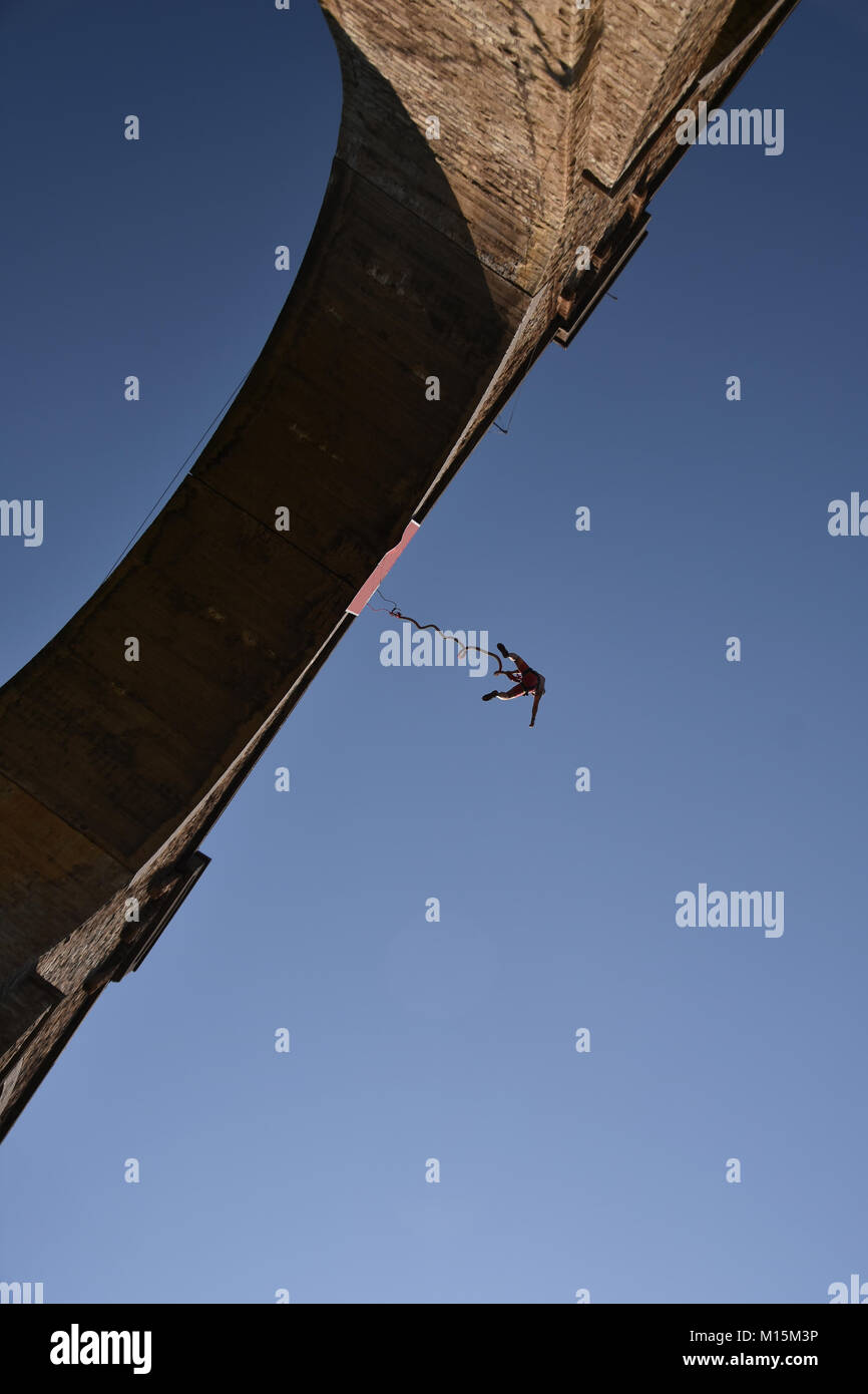 Bridge jumper hi-res stock photography and images - Alamy