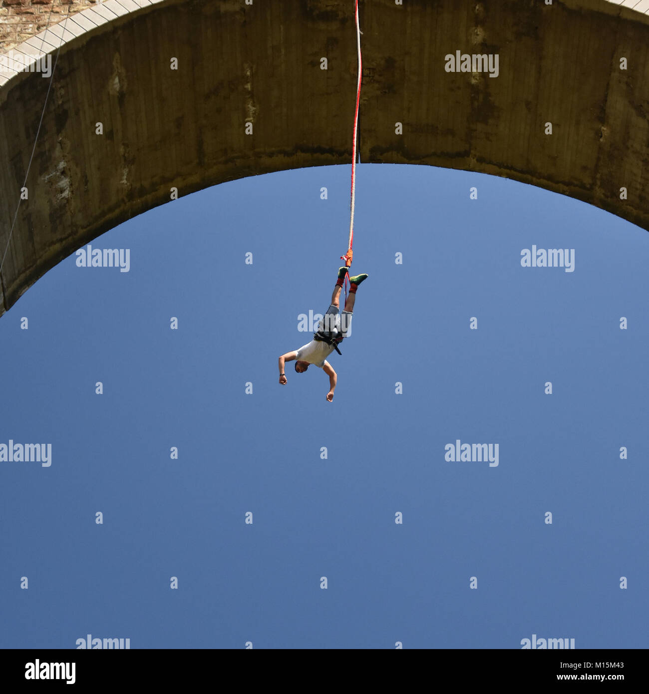 Bungee Cord High Resolution Stock Photography and Images - Alamy
