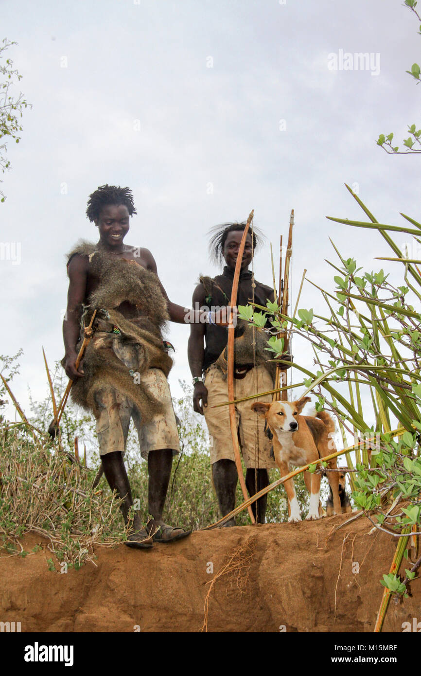 Hunter gatherer hadza tribe hunting hi-res stock photography and images ...