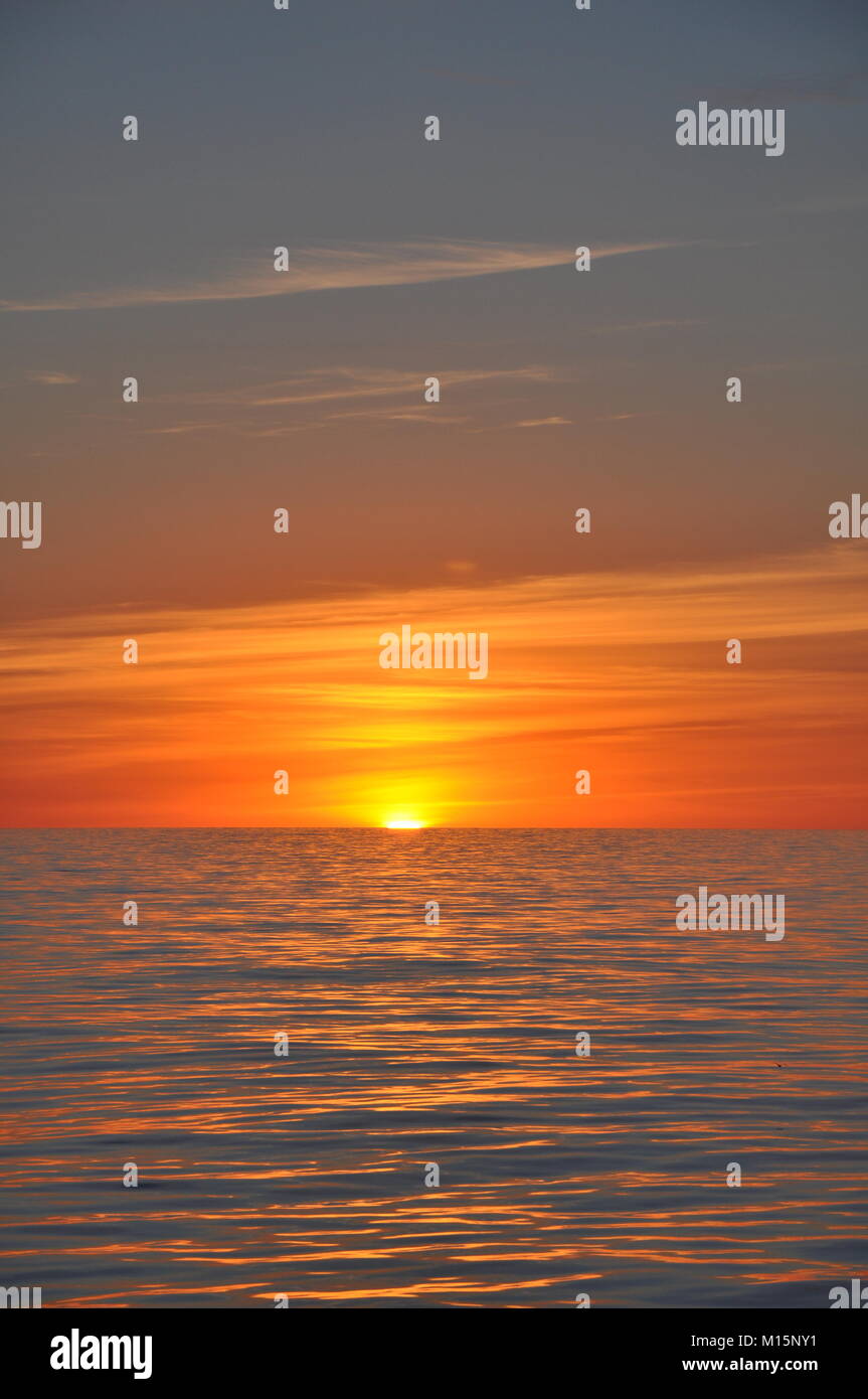 Midnight sun sky princess hi-res stock photography and images - Alamy