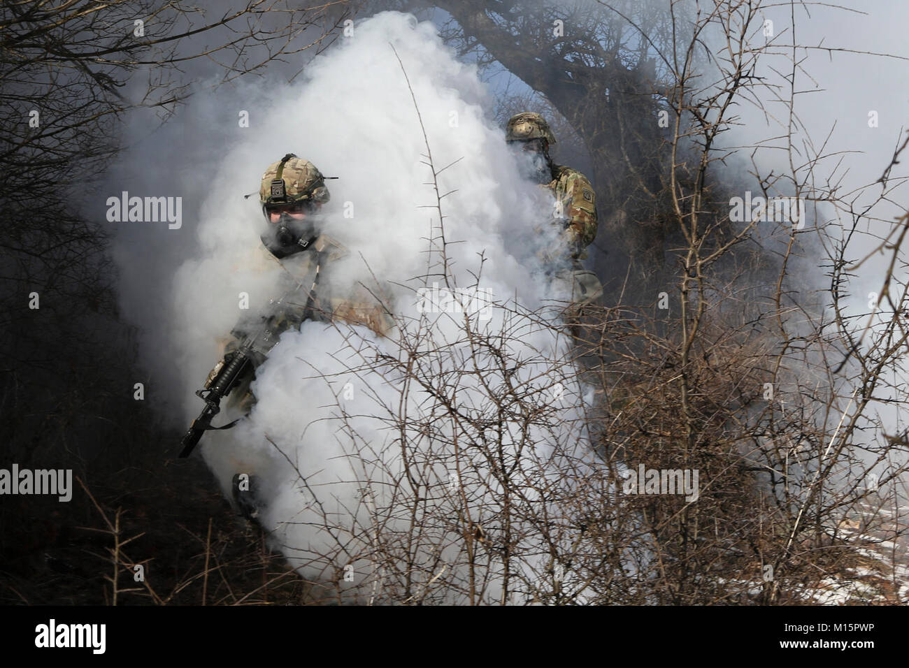 KFOR Multinational Battle Group-East, Forward Command Post Soldiers ...