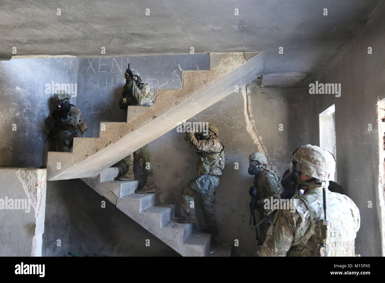 KFOR Multinational Battle Group-East, Forward Command Post Soldiers ...