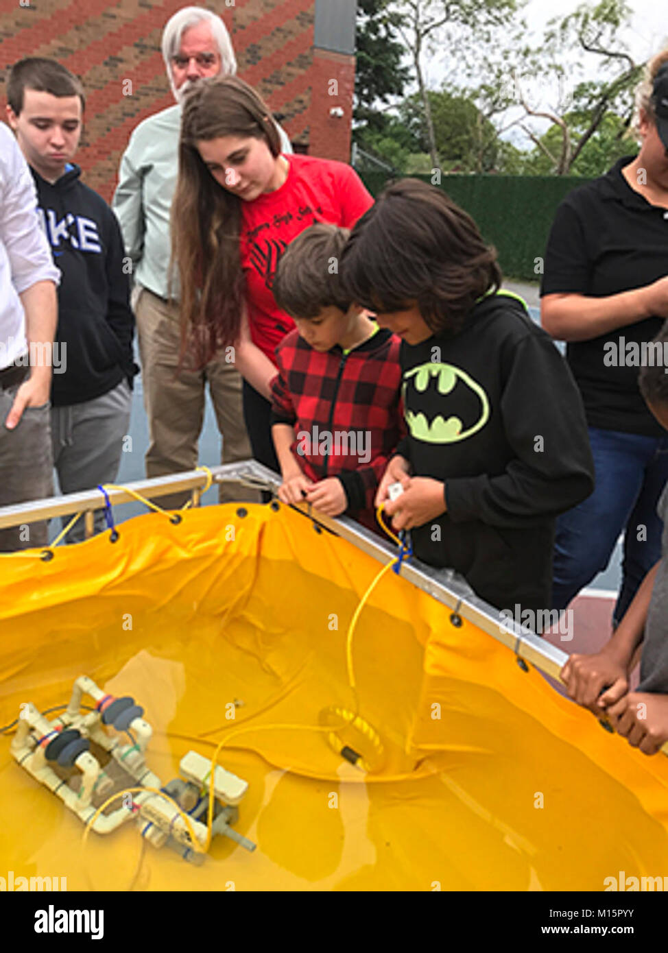 Students work with SeaPerch unmanned undersea vehicles and the Rogers ...