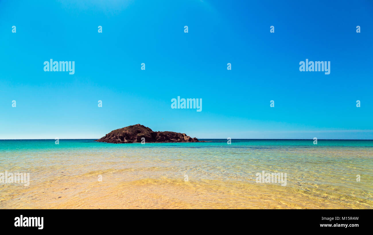 a summer day at the beach in Sardinia, Italy Stock Photo - Alamy