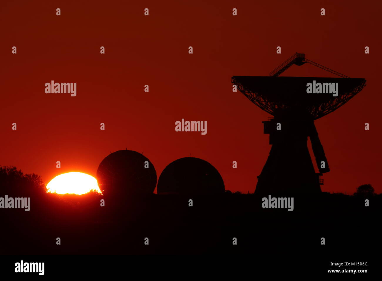 Goonhilly cornwall hi-res stock photography and images - Alamy