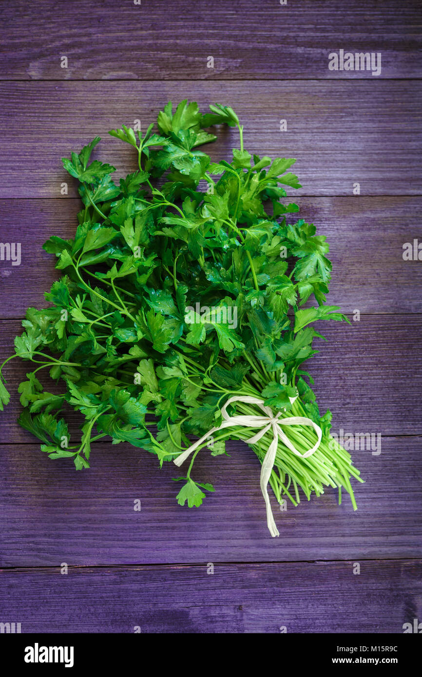 Flat italian parsley hi-res stock photography and images - Alamy