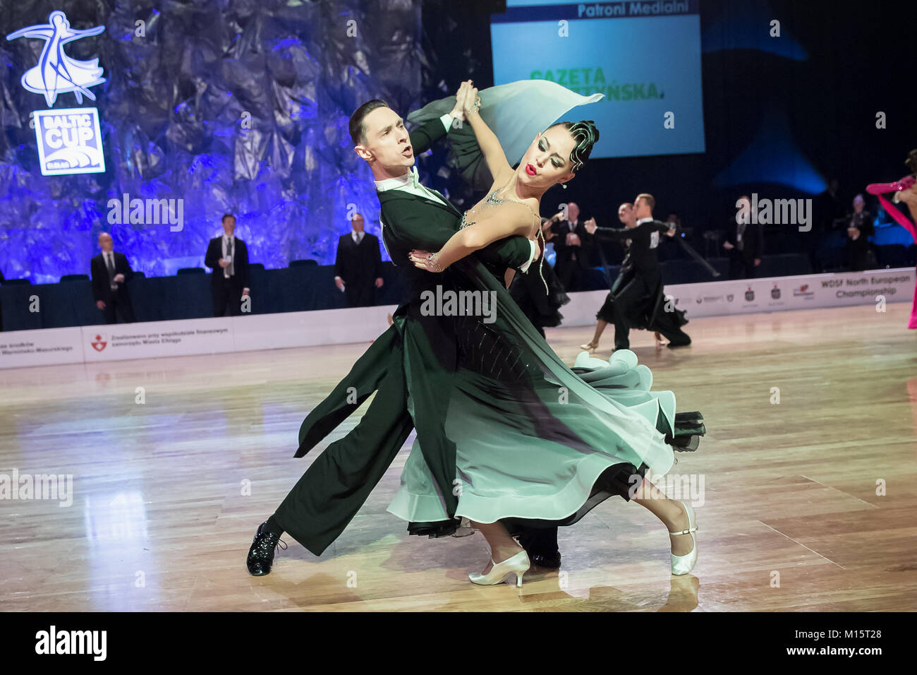 dancers dancing standard dance Stock Photo - Alamy