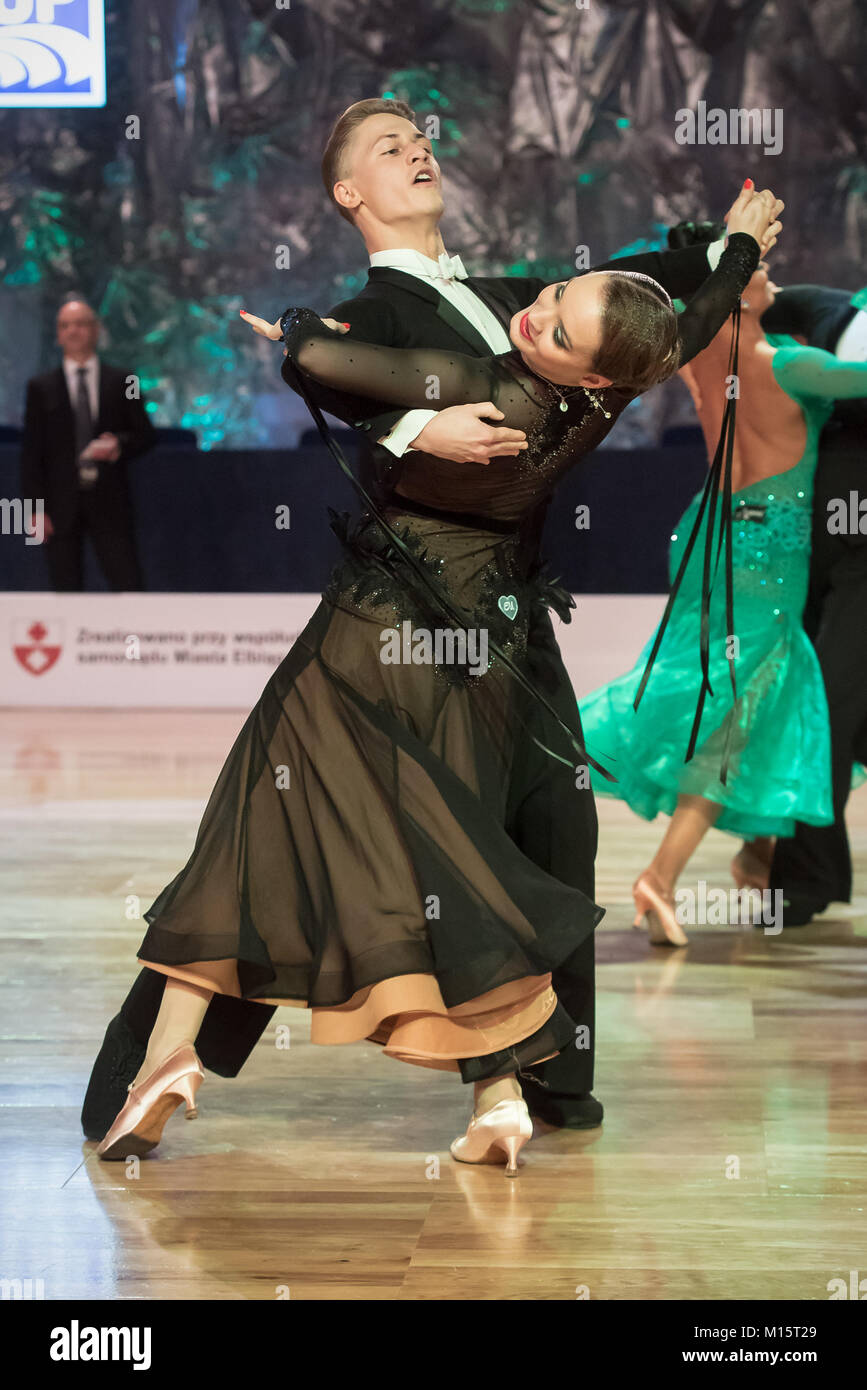 dancers dancing standard dance Stock Photo - Alamy