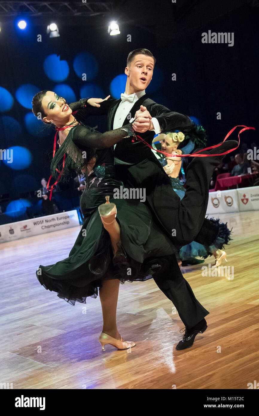 dancers dancing standard dance Stock Photo - Alamy