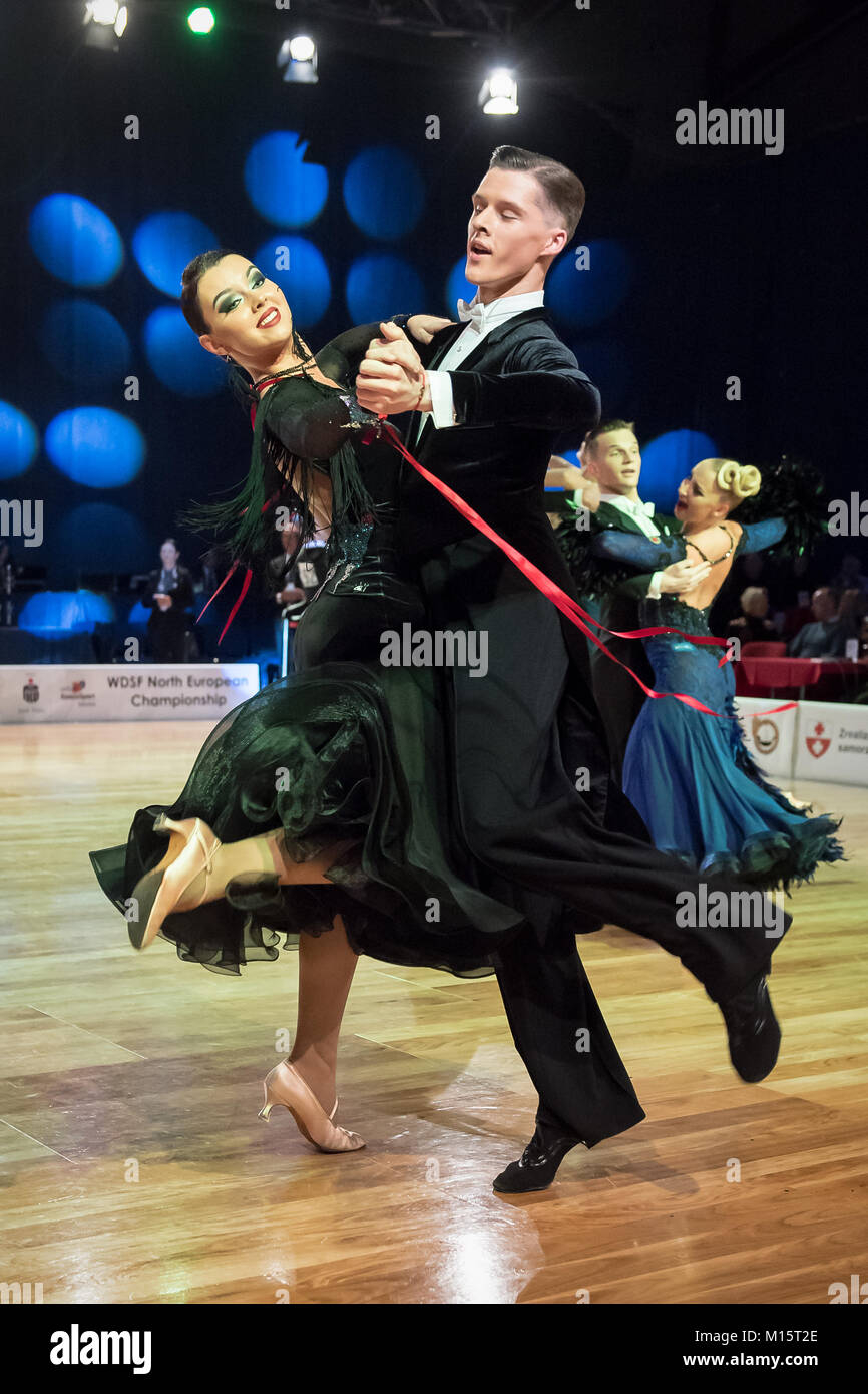 dancers dancing standard dance Stock Photo - Alamy