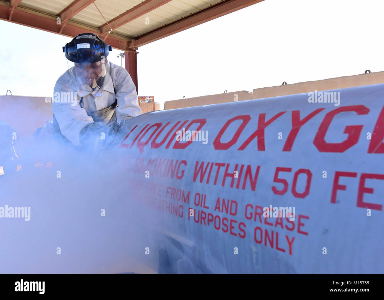 386th expeditionary maintenance squadron hi-res stock photography and ...