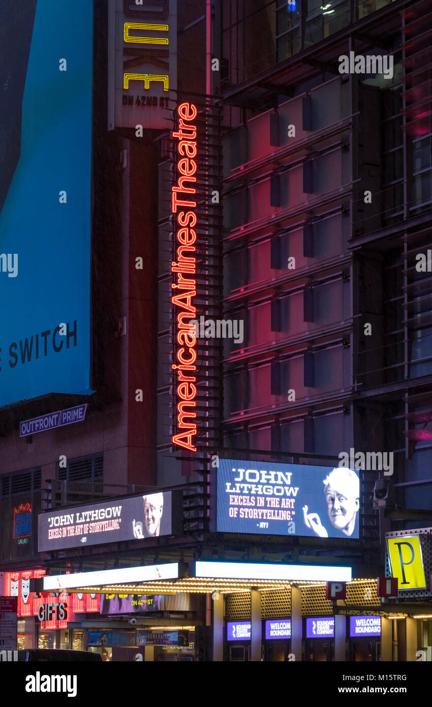 John lithgow hi-res stock photography and images - Alamy