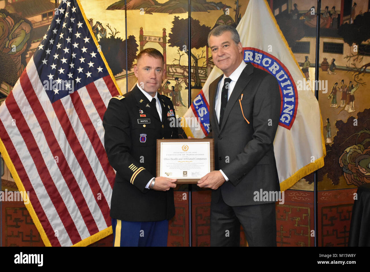 6th Medical Recruiting Battalion Commander, Lt. Col. Matthew Mapes ...