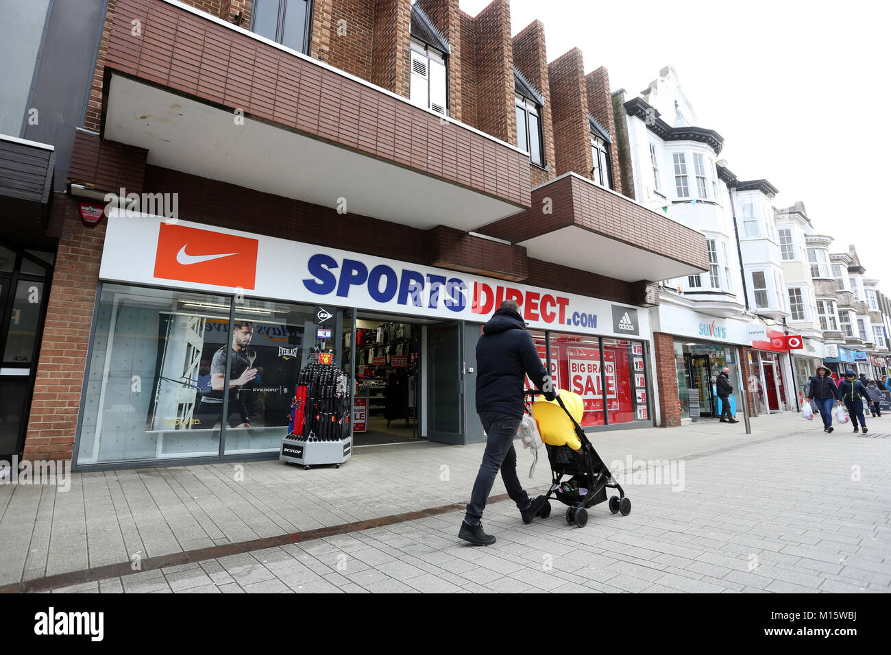 Sportsdirect com retail shop store hi-res stock photography and images ...