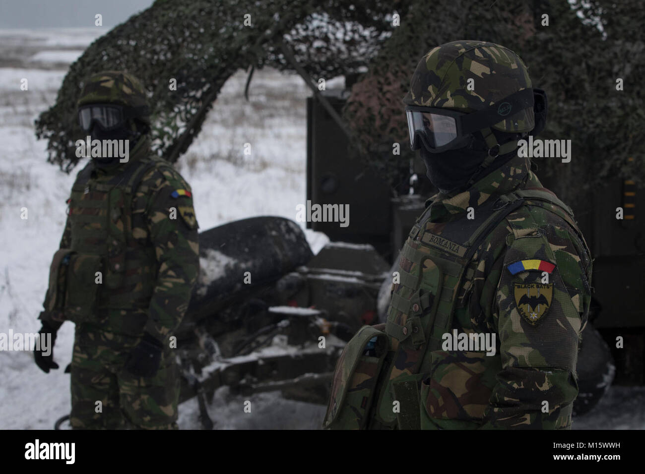 Romanian soldiers assigned to the Romanian Army Ground Base Air Defense ...