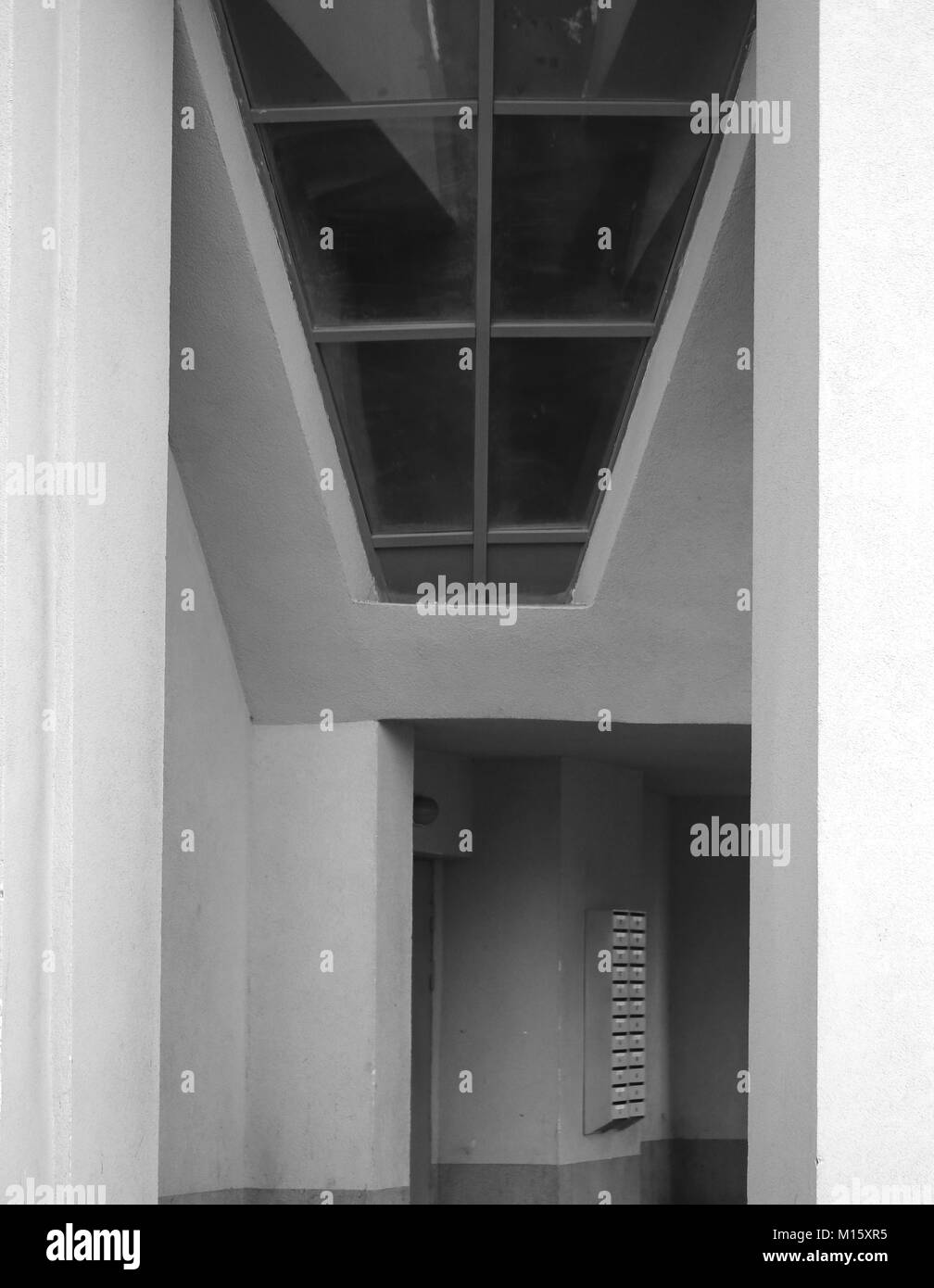 Beautiful high rise buildings modern Black and White Stock Photos ...