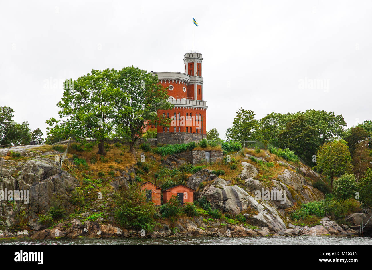 Kastellet with Swedish flag on Kastellholmen island in Stockholm ...