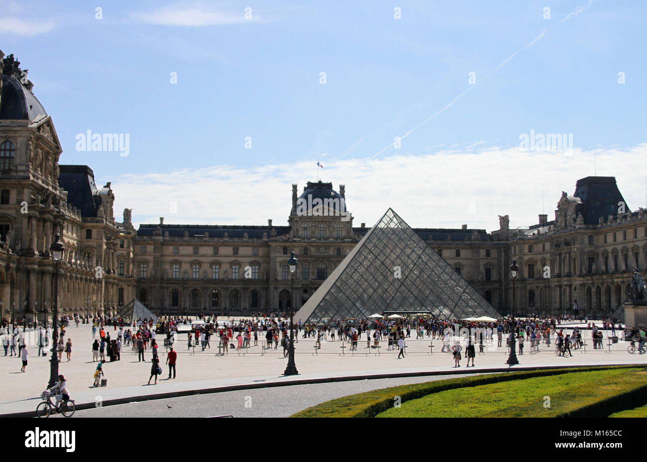 Front view of the Louvre Palace and Louvre Museum with the Louvre ...
