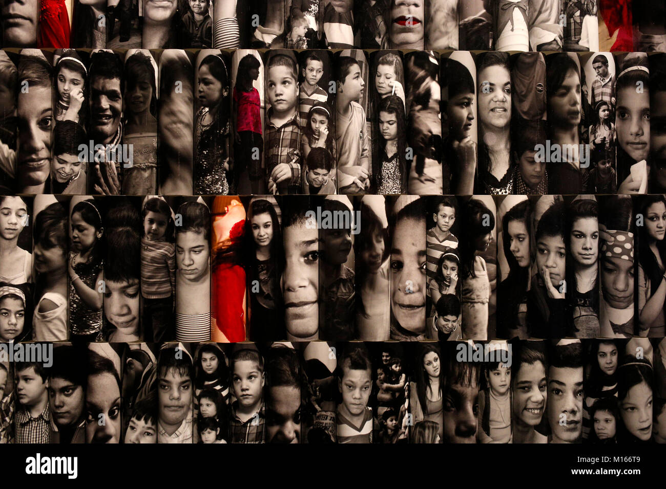 Dox modern art gallery hi-res stock photography and images - Alamy