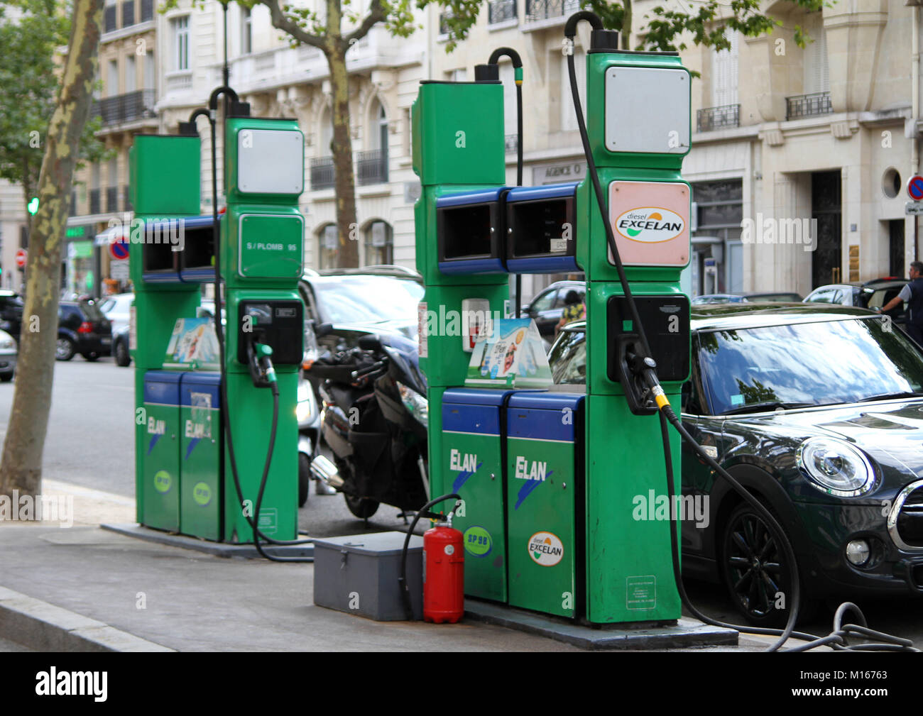 Elan petrol station, Paris, France Stock Photo - Alamy