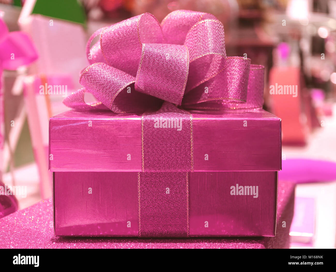 Shiny Pink Square Shaped Gift Box with Gritter Pink Ribbon Bow, Front ...