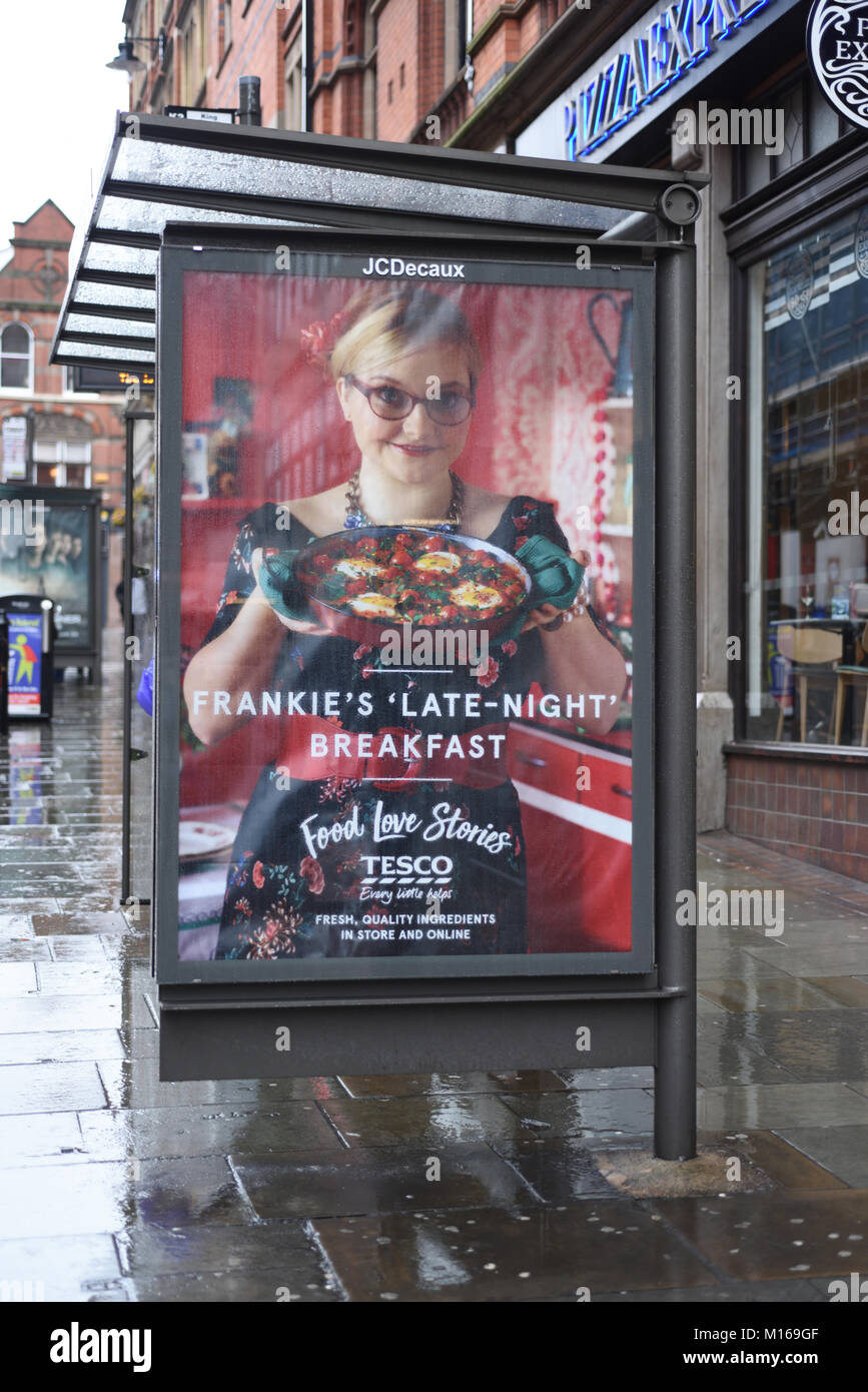 Jcdecaux bus stop hi-res stock photography and images - Alamy