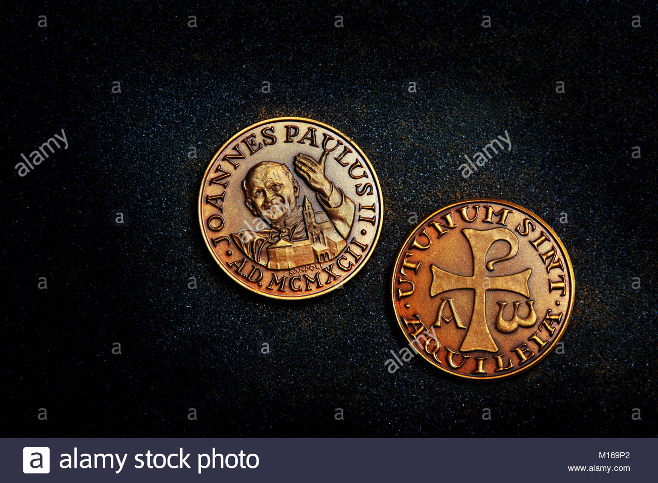 Old Gold Coin Stock Photos & Old Gold Coin Stock Images - Alamy