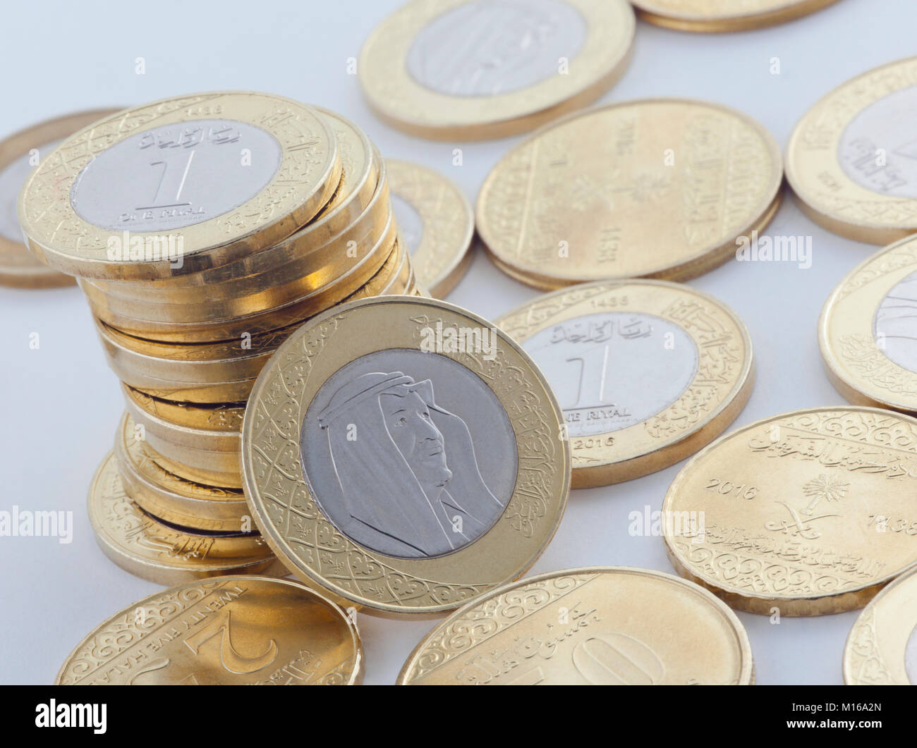 New Saudi Riyal and Halalas Coins showing King Salman of Saudi Arabia ...