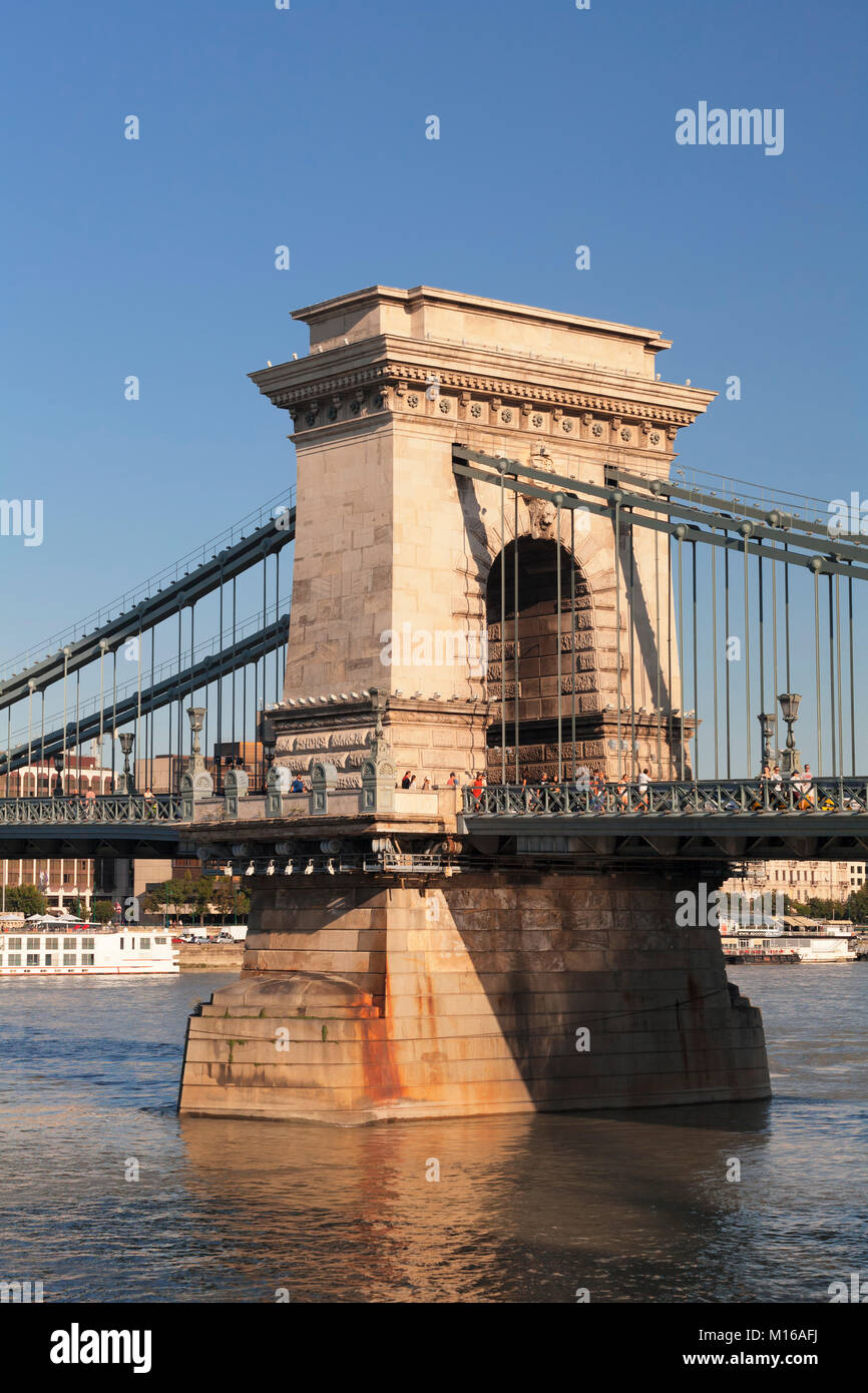 Széchenyi Chain Bridge over the Danube, Budapest, Hungary Stock Photo ...