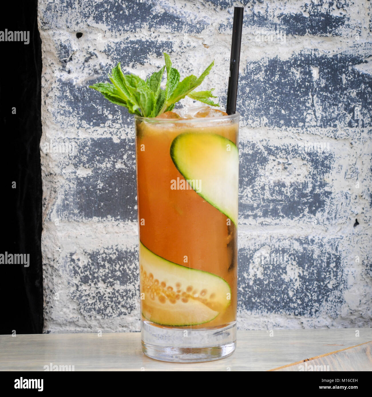 Cocktail with cucumber Stock Photo - Alamy