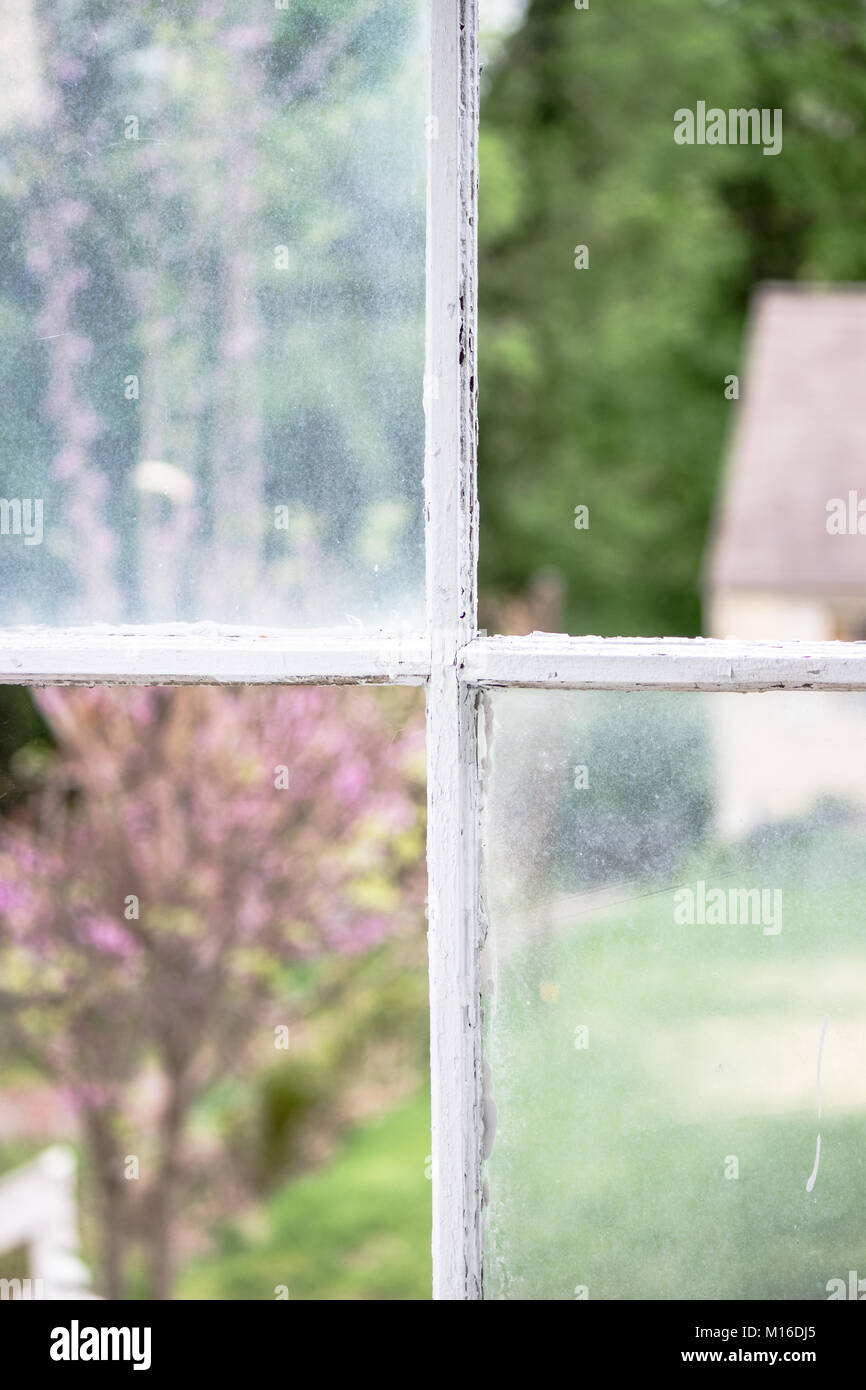 Antique farmhouse window hi-res stock photography and images - Alamy