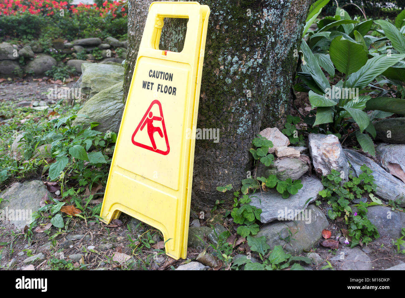 Warning sign of slippery ground hi-res stock photography and images - Alamy