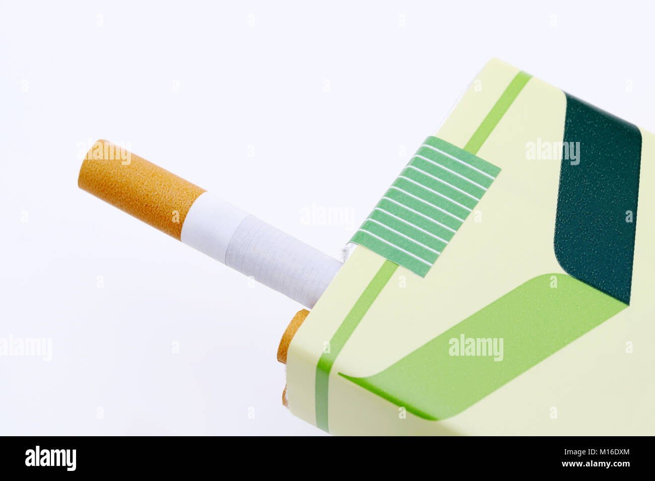 Cigarette package hi-res stock photography and images - Alamy