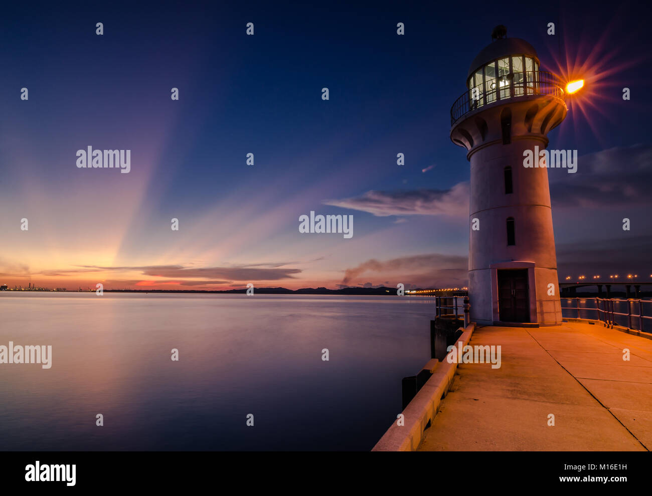 Raffles lighthouse singapore hi-res stock photography and images - Alamy
