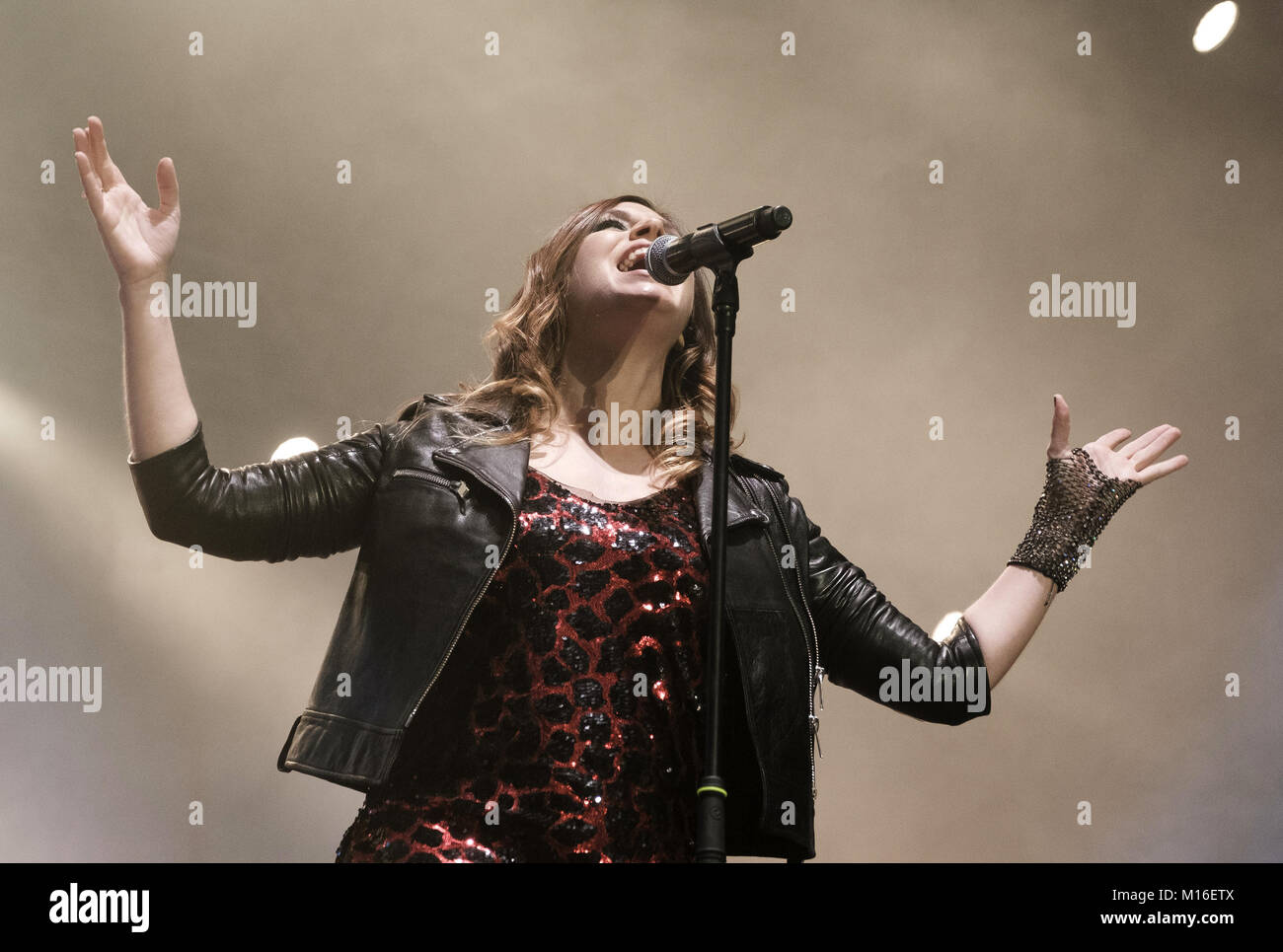 Singer Leire Martínez from La Oreja de Van Gogh during her concert at ...