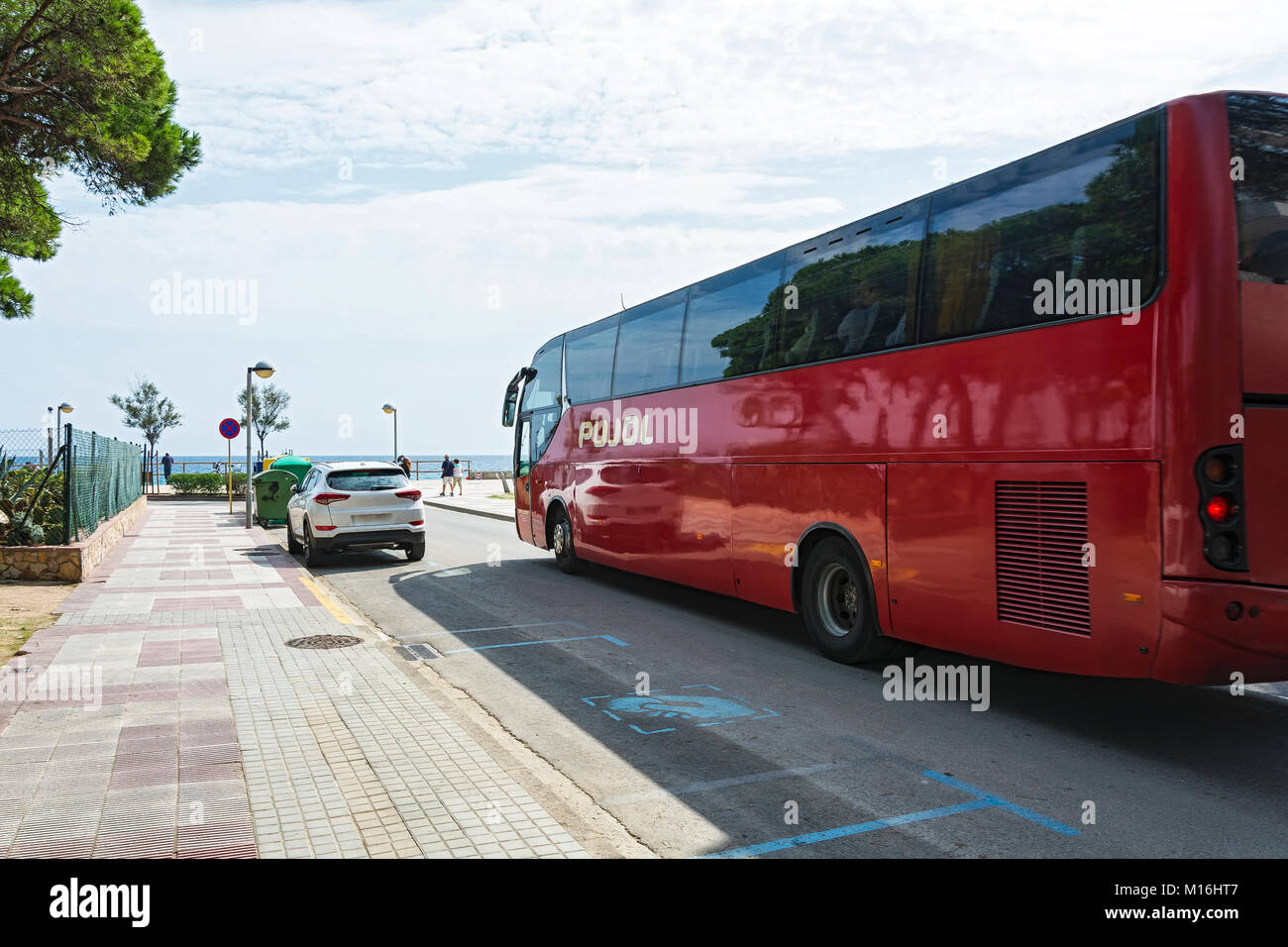 Spanish route bus hi-res stock photography and images - Alamy