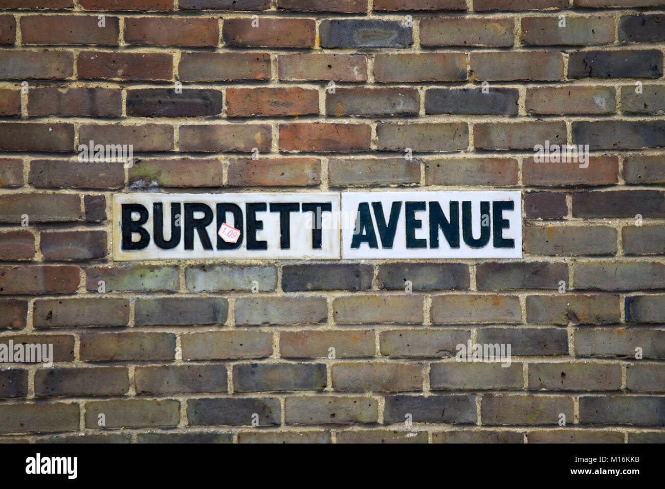 Burdett Avenue in Westcliff on Sea, Essex, UK. Road street sign Stock ...